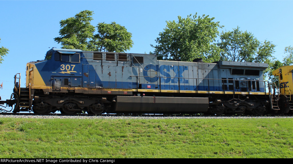 CSXT 307 on Q370-14